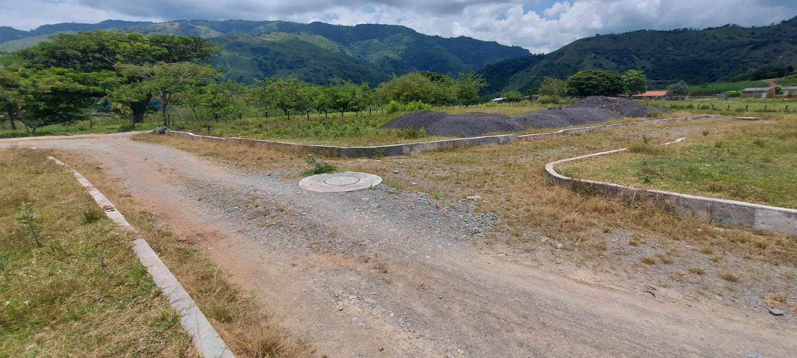 Portales de Potrerillo | constructoralacima